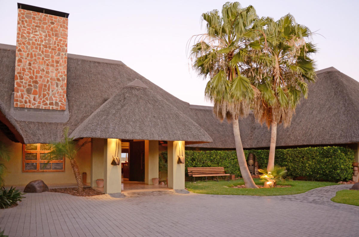 Erindi Old Traders Lodge - Namibia Lodges: Die Top 10 der Unterkünfte ...