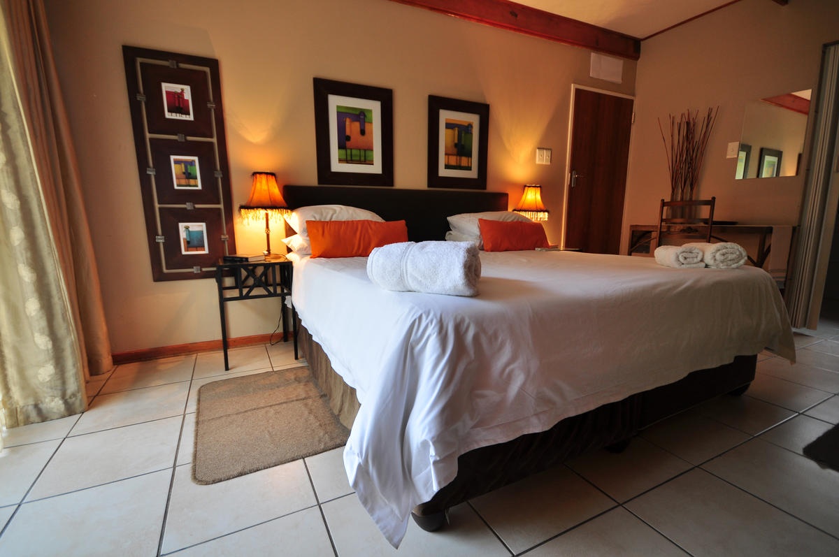 Imvelo Safari Lodge in Bloemfontein - BEST Getaways - South Africa's ...