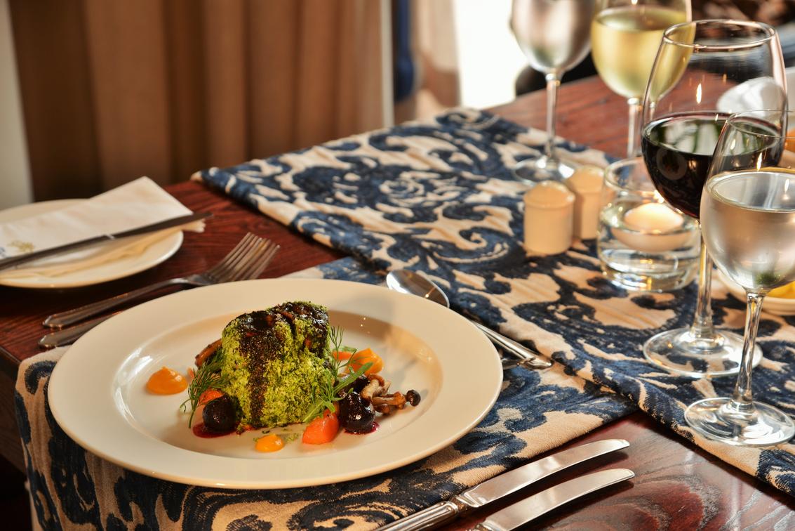 Commodore Hotel - Enjoy