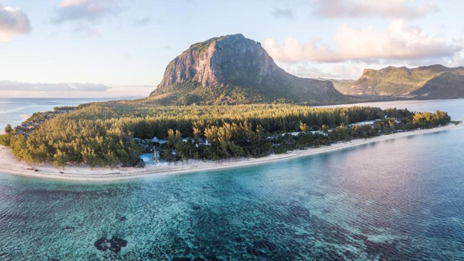 Above & Beyond Holidays - WILD AFRICA & EXOTIC MAURITIUS 13 DAY/12 ...