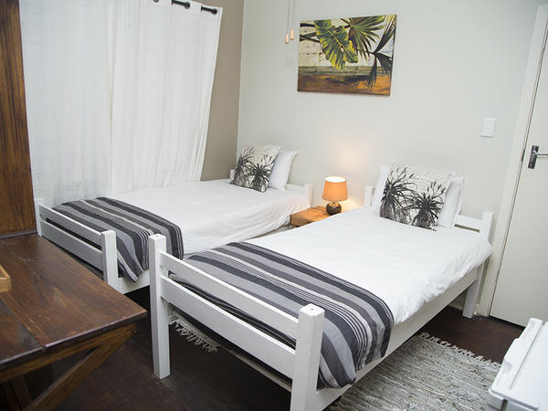 Ansteys Beach Self-Catering and Backpackers | Budget Accommodation ...
