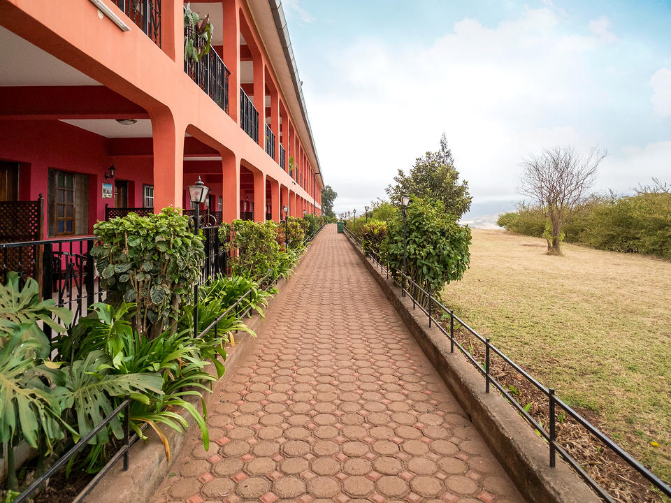 Tansania | Highview Hotel – Karatu | DIAMIR Erlebnisreisen – statt ...