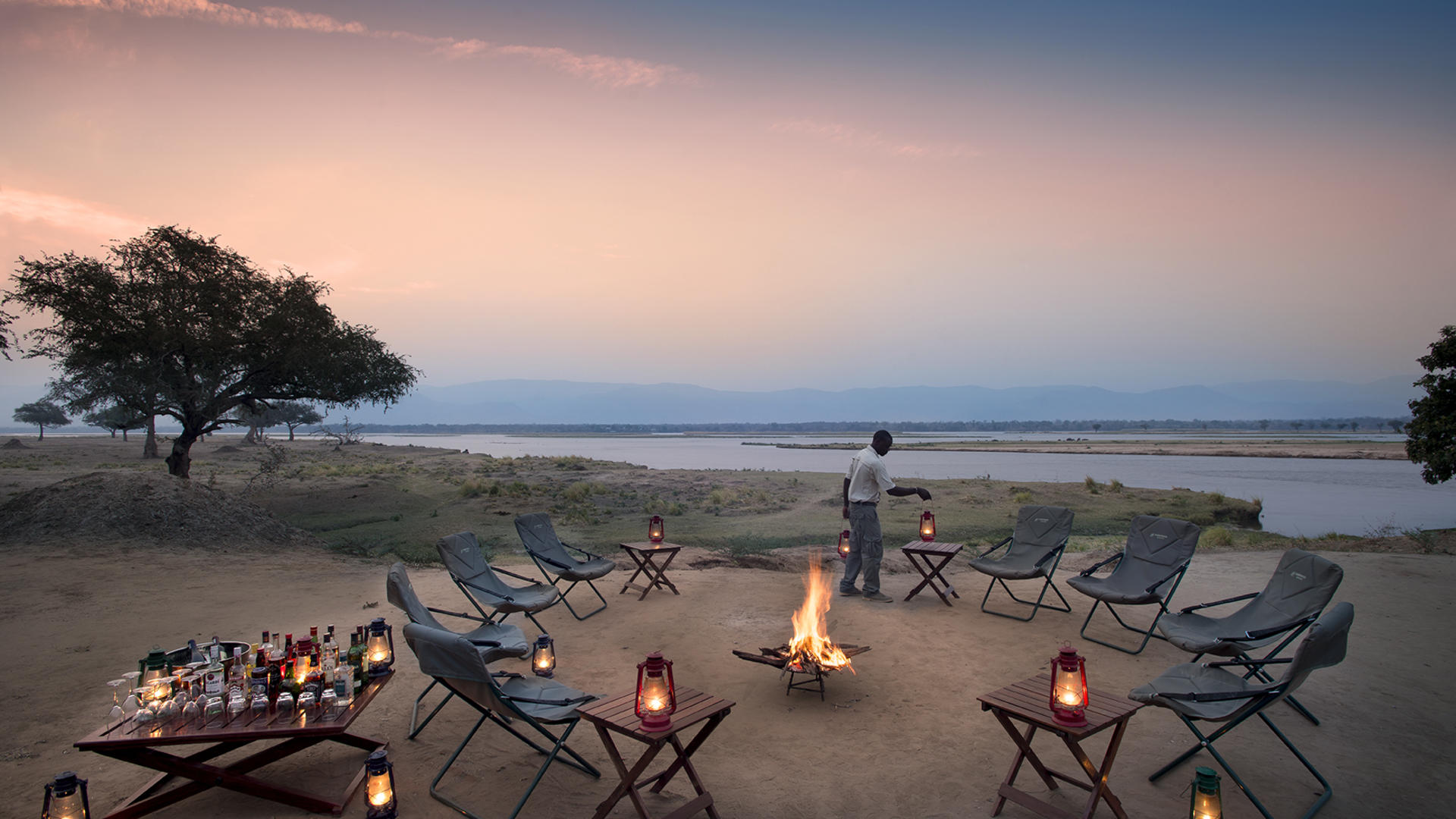 African Bush Camps Zambezi Expeditions - Home